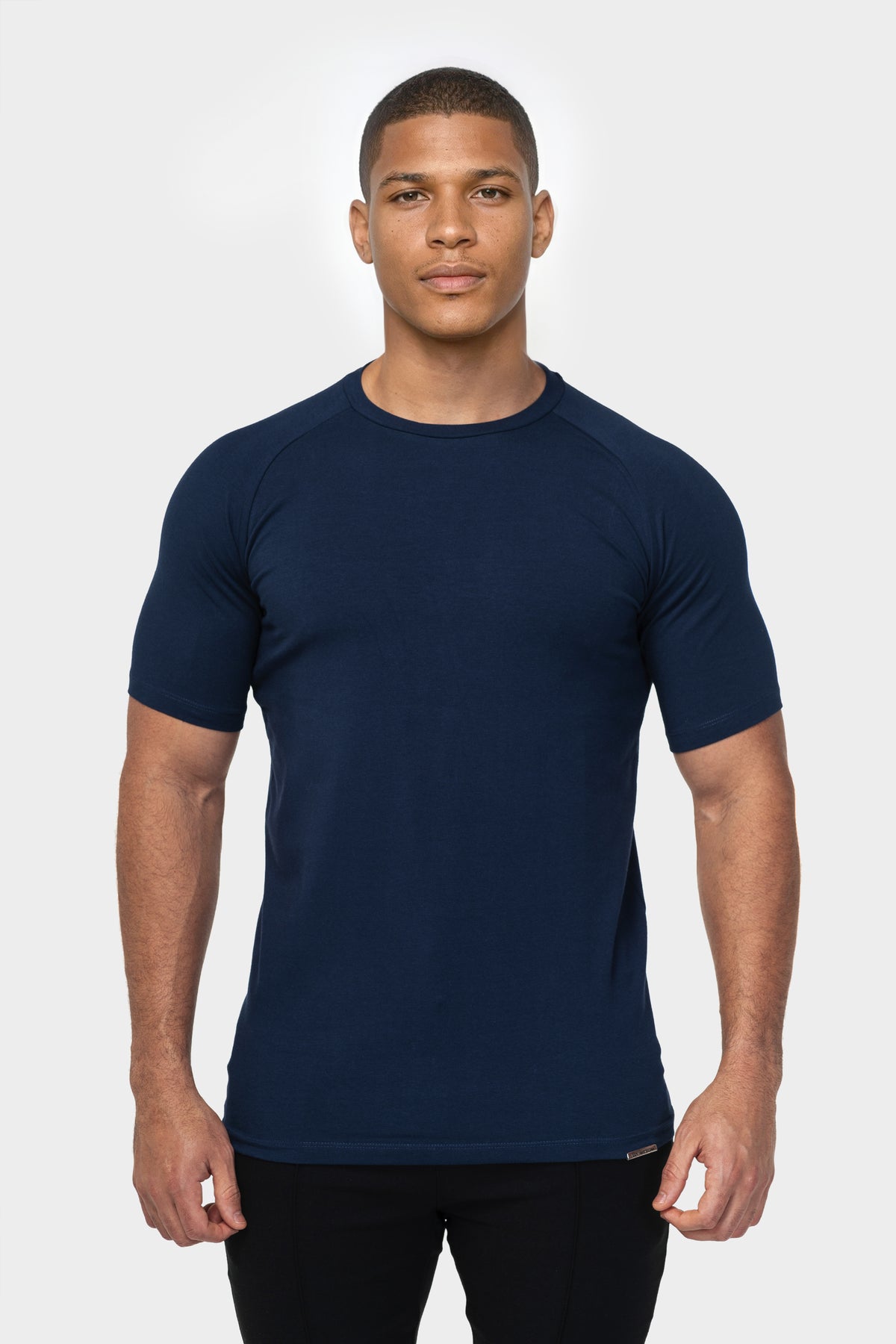 What Size Is a Men’s Medium Shirt? | ICON. AMSTERDAM